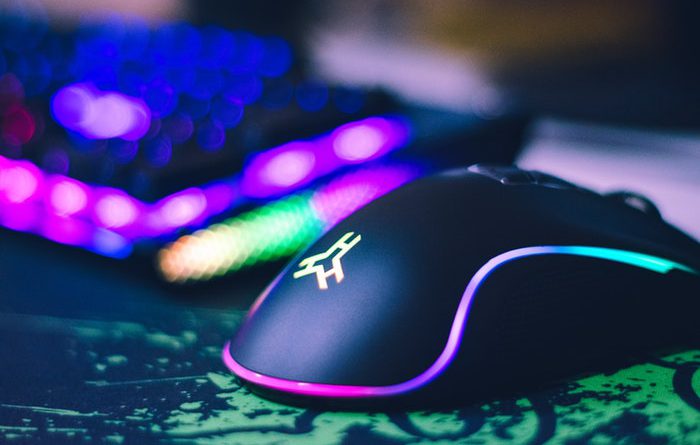 Regular Mouse or Gaming Mouse – Better Choice for New Gamers - Tech Bazaar